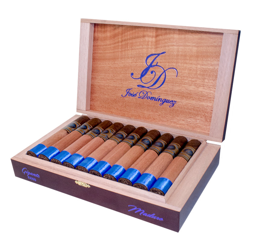 Jose Dominguez Gigante Maduro – 70Cigars