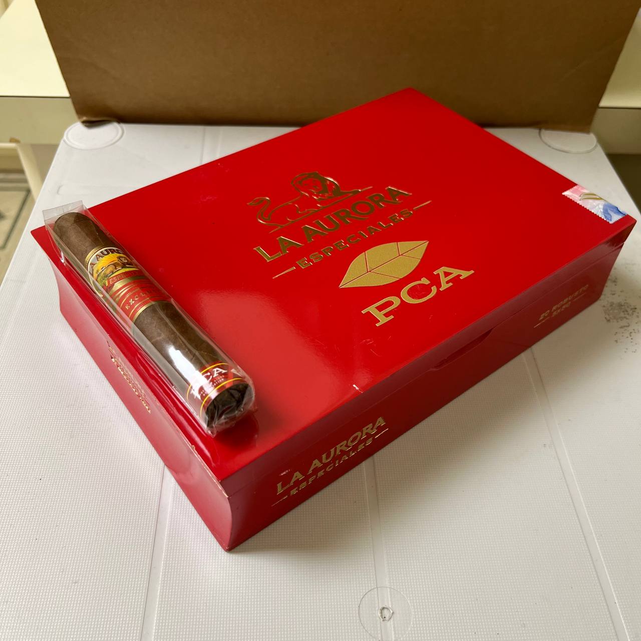 La Aurora Especiales PCA Robusto – 70Cigars