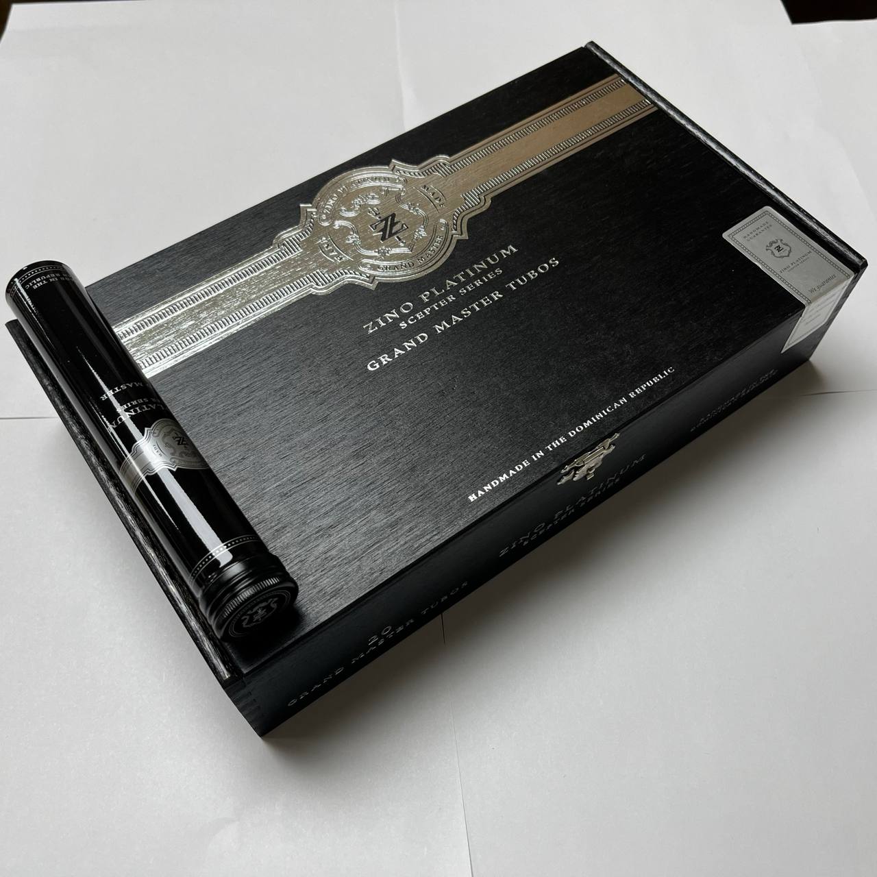 Zino Platinum Scepter Grand Master Tubo – 70Cigars